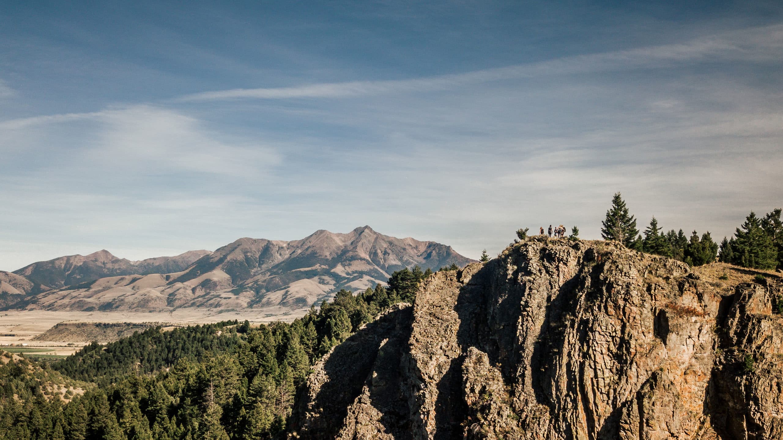 Sheep Rock Hiking Trail - Mountain Sky Guest Ranch
